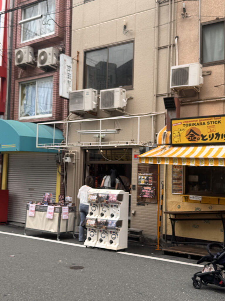 オタロード・たこ焼き得心跡はガチャガチャ専門店に – NIPPON-BASHI SHOP HEADLINE